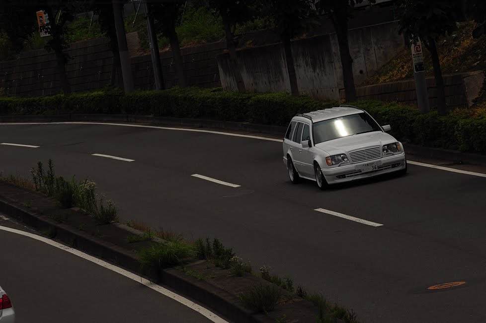 それは適度な75%の満足感。: 124 複数台所有の素晴らしさ！ E320TとE320セダンで総和が640 その2